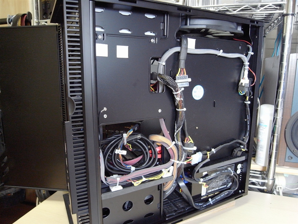 価格.com - 『裏配線はSFチューブでアミアミです』ANTEC Mini P180 (ガンメタル) 一畳太郎さんのレビュー・評価投稿画像 ...