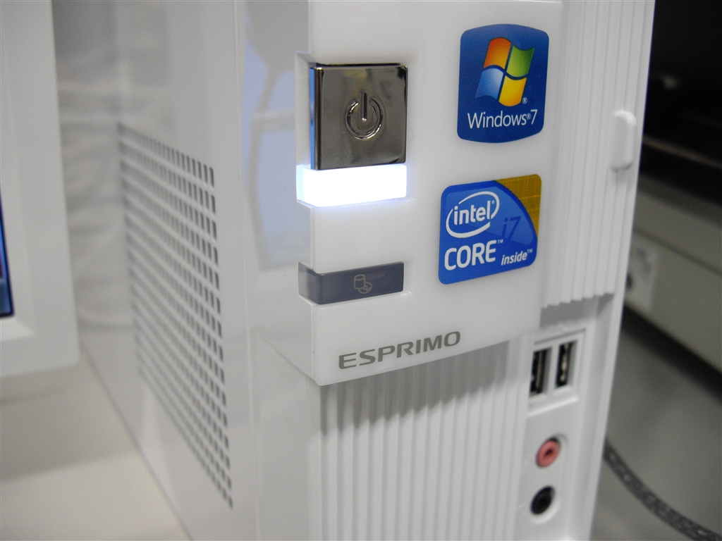 価格.com - 『白色LEDがおしゃれ』富士通 FMV ESPRIMO DH700/7B FMVD707B schizoidmanさんの ...