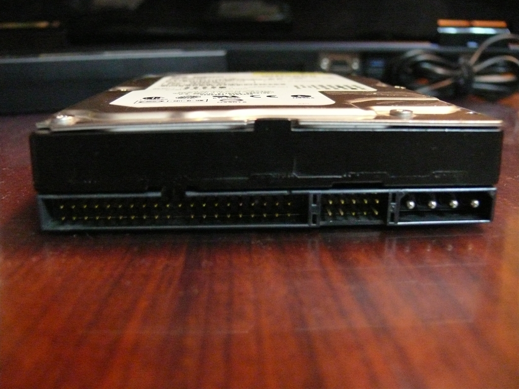 価格.com - 『マスターはWDお家芸の全開放』WESTERN DIGITAL WD2000JS (200G SATA300 7200 ...