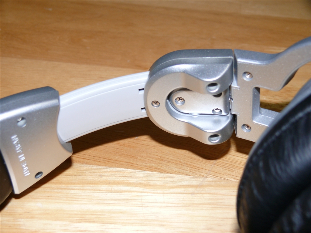 価格.com - 『見えるところだけで20ヵ所をねじ止め、丈夫そうだ』JVC HP-M1000 schizoidmanさんのレビュー・評価投稿 ...