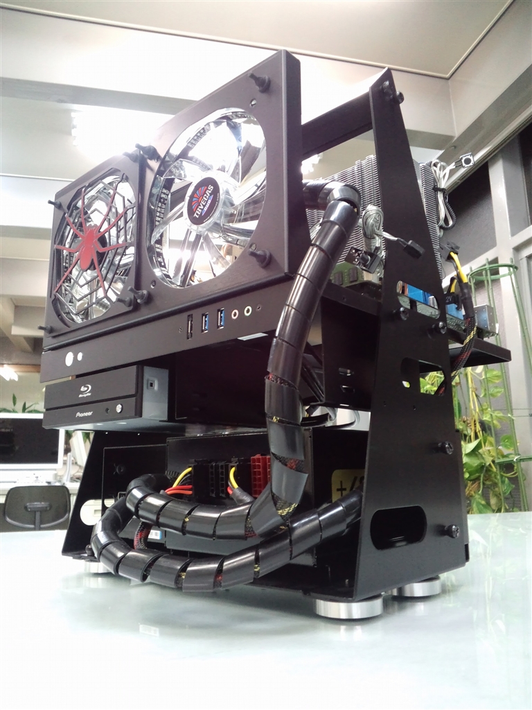 価格.com - LIAN LI PC-T60B [Black] 彼女はQuadさんのレビュー・評価投稿画像・写真「また、つまらぬ物を組んで ...