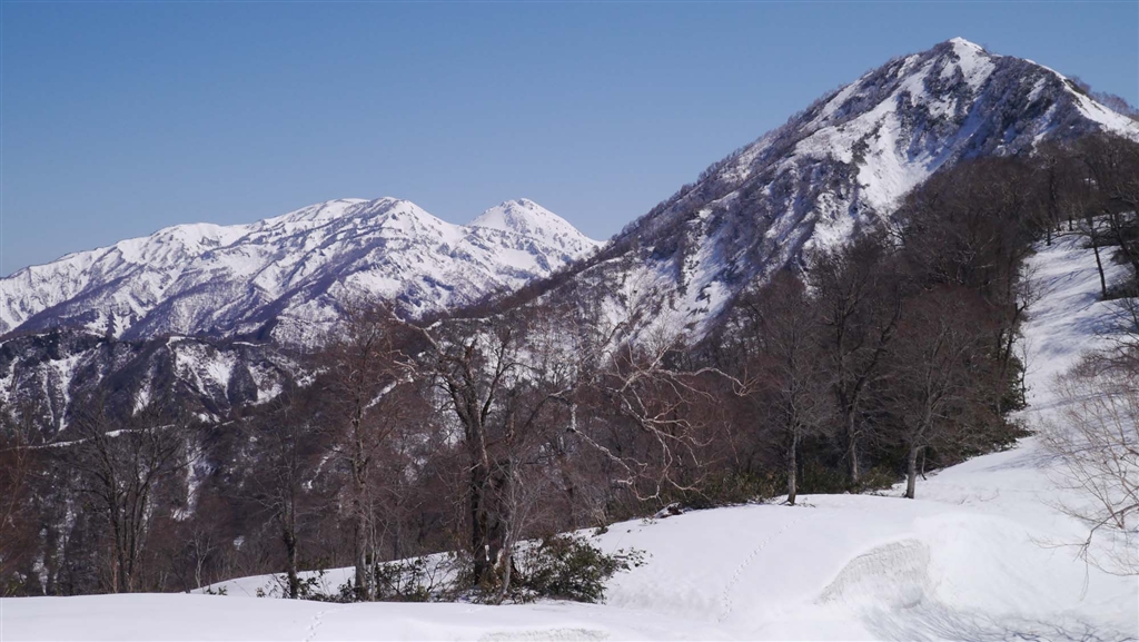 価格.com - 『堂津岳』パナソニック LUMIX DMC-GX1X-K レンズキット [エスプリブラック] 山ほっつき歩きさんのレビュー ...