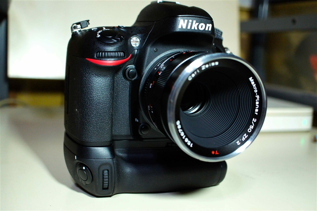 価格.com - 『装着した状態です』ニコン MB-D14 さとちゃんSPさんのレビュー・評価投稿画像・写真「初フルサイズなので、あった方が ...