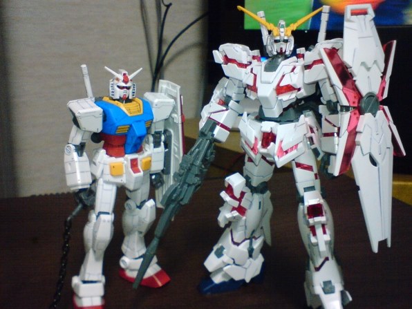 BANDAI HG 1/144 機動戦士ガンダムUC RX-0 ユニコーンガンダム BANDAI HG 1/144 機動戦士ガンダムUC RX-0 ユニコーンガンダム